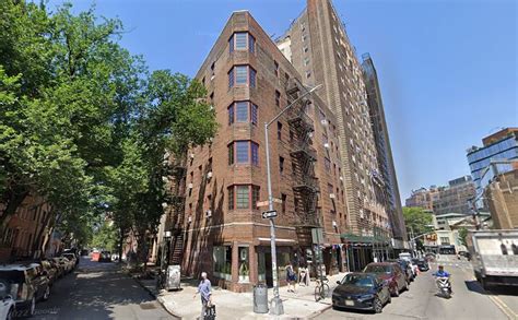 One Jane Street Corner Of Greenwich Avenue New York Ny 10014