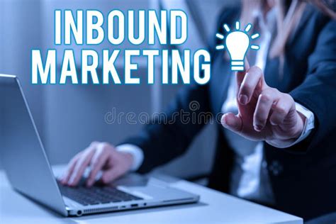 Inspiration Showing Sign Inbound Marketingprocess Of Attracting The Attention Of Customers