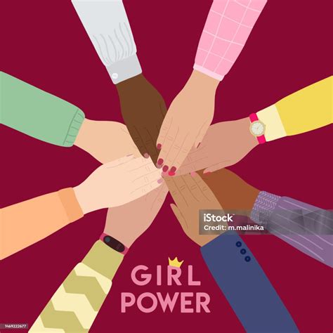 소녀의 힘 포스터 여성의 손이 함께 쌓여 있습니다 여성 권한 부여 소녀 권력 성 평등을 위한 투쟁 페미니즘 자매애 개념 손으로