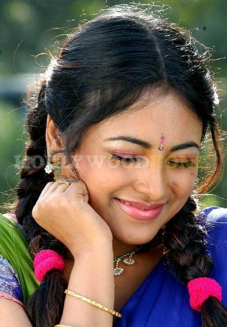 Meenakshi Sexy Stills Kollywood Zone