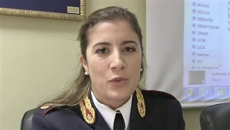 Polizia Francesca Leanza Lascia Potenza Destinazione Napoli Polfer