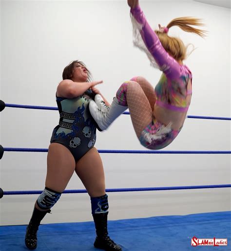 SLAMpeg 5030: Becca vs Davienne