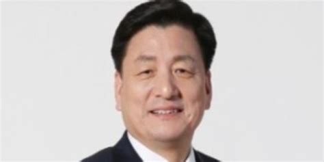 하이투자증권 Pf부실 털기 안간힘 성무용 체질개선 존재감 발휘 특명