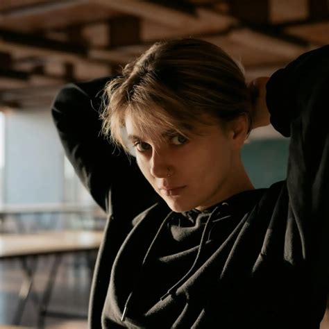 Anna Stern Cinesternanna • Instagram Photos And Videos