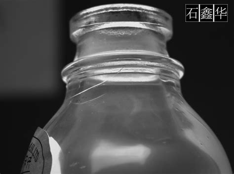 机器视觉应用之玻璃瓶污渍裂痕检测 视觉方案 Labview视觉 机器视觉 图像处理 工业相机 工业镜头 机器视觉光源 电源控制器 Vision