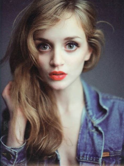 K O R N E L I A Check Her Profile