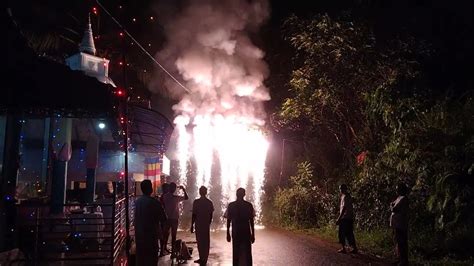 බටුවංගල රජමහා විහාරයේ කඨින පිංකම දින මල්වෙඩි සහ විදුලි සැරසිලි Youtube