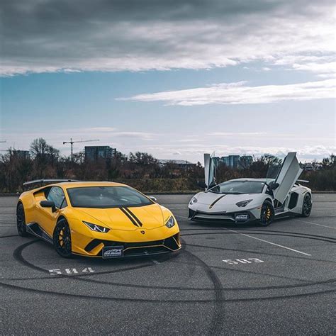 Lamborghini Huracan Vs Aventador