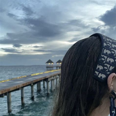 Classy Summer Outfits Lip Makeup Tutorial Funny Study Quotes Fall Inspo Beach Reading I