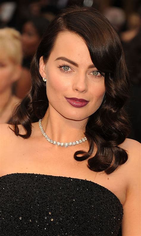 Margot Robbies Brunette Hair Transformation Is The Unexpected Spring
