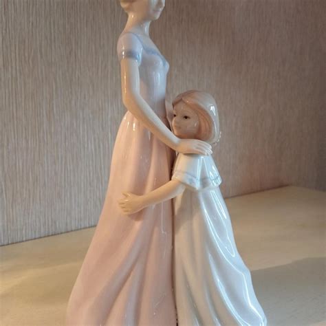 Статуэтка купить в Зеленограде цена 700 руб дата размещения 29 06