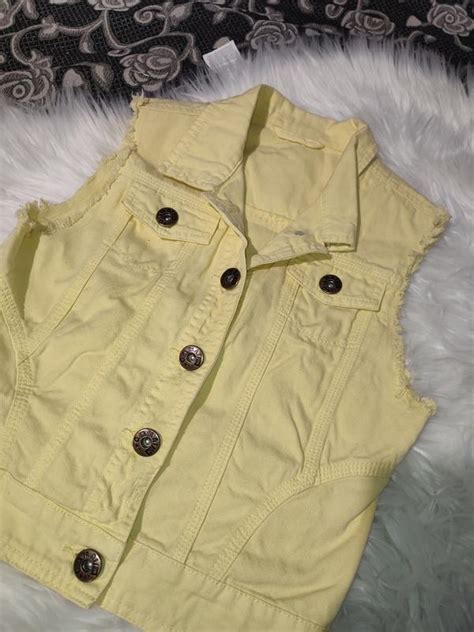 Жовта джинсова жилетка Generation — ціна 72 грн у каталозі Жилети Купити жіночі речі за