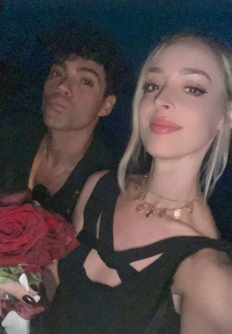 Kourtney Kardashians Stunning Assistant Liz Muller Makes Hulu Show