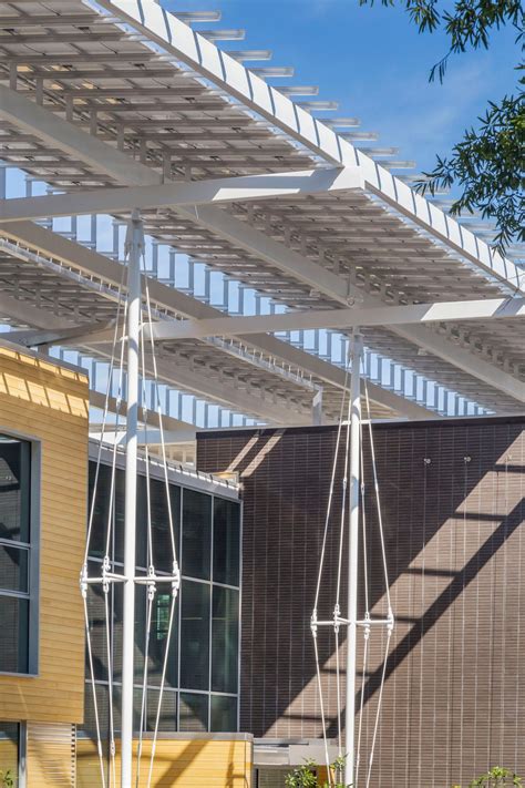 Net Positive Kendeda Building Is Topped By Giant Pholtovoltaic Canopy