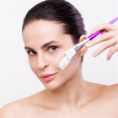 Как выбрать лучшую маску для лица | Маски для лица Aravia Professional