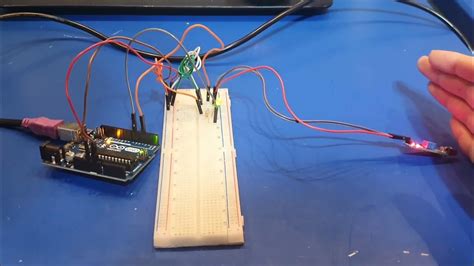 Tinkercad Simulation Of Ir Sensor With Led Light Using Arduino Youtube