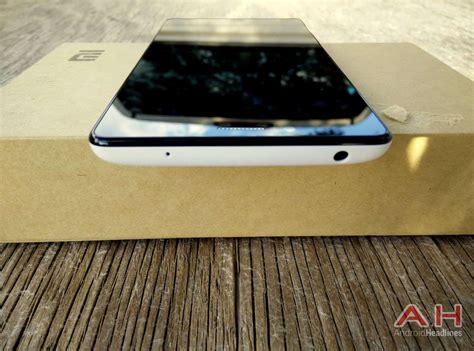 Xiaomi Redmi Note LTE Unboxing And First Impressions