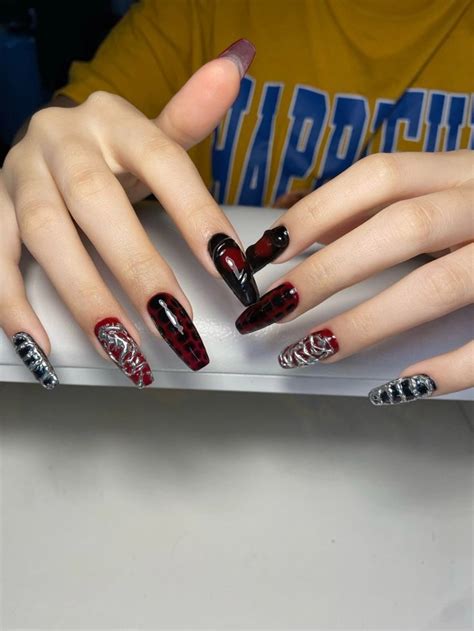 маникюр Бордовые ногти Маникюр Дизайнерские ногти
