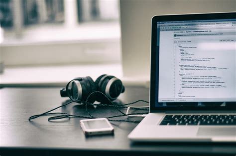 Mengenal Tipe Data Cara Mendeklarasikan Variabel Pada Python TechForID