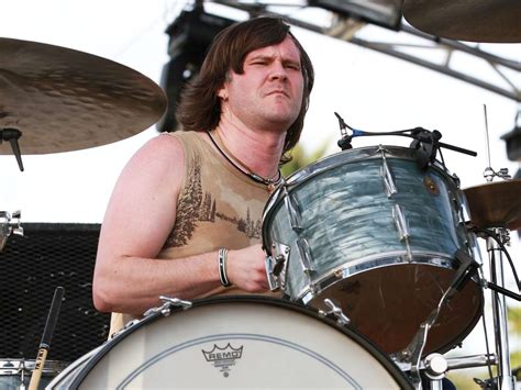 Foo Fighters All About The Members Of The Iconic Rock Band