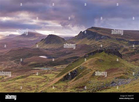 Quiraing Bergkette Fotos Und Bildmaterial In Hoher Auflösung Alamy