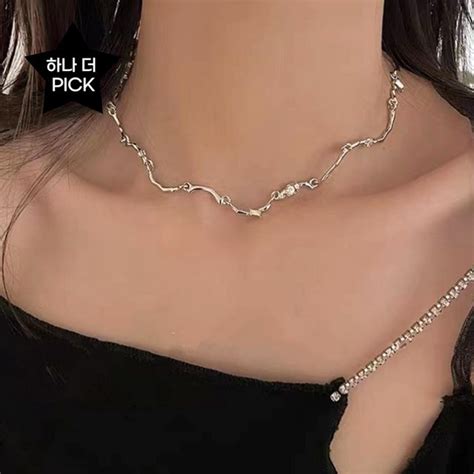 일더하기일 [1 1] 일더하기일 써지컬스틸 트리 부시 포인트 초커 목걸이 위시버킷