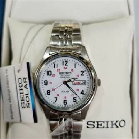 New With Tags Seiko Solar White Dial Stainless Steel Mens Railroad