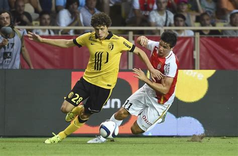 Vfb Stuttgart Vierjahresvertrag Für Benjamin Pavard Vfb Stuttgart