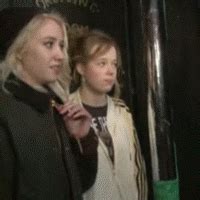 Lily Loveless Gif Wifflegif