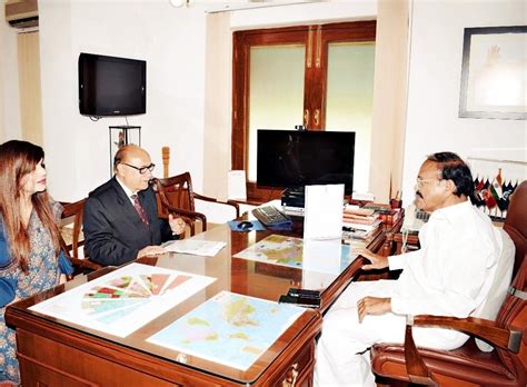 Kashish Tyagi On Linkedin Meeting With The His Excellency Vice