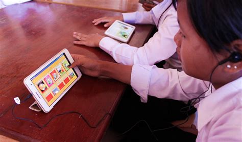 ក្រសួងអប់រំ ហាមសិស្សមិនឱ្យប្រើ«ទូរស័ព្ទ និងឧបករណ៍អេឡិចត្រូនិកក្នុងថ្នាក់រៀន សុីសុីថាមស៍