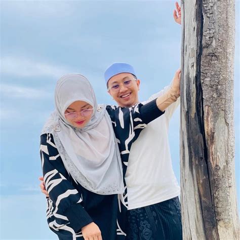 Dzul Iman Quranic Lifeschool Khalifah Menuai Hasil Tanaman Mereka