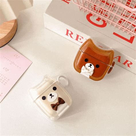 리본넥타이곰돌에어팟에어팟케이스 귀여운케이스 크림 브라운케이스 에어팟집 생일선물 에어팟1세대 에어팟2세대 에어팟3세대 에어팟프로 에어팟프로2 에어팟 아이폰케이스 에이블리