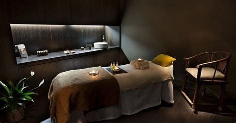 Dark And Cozy Spa Treatment Room Spa Room Decor Massage Room
