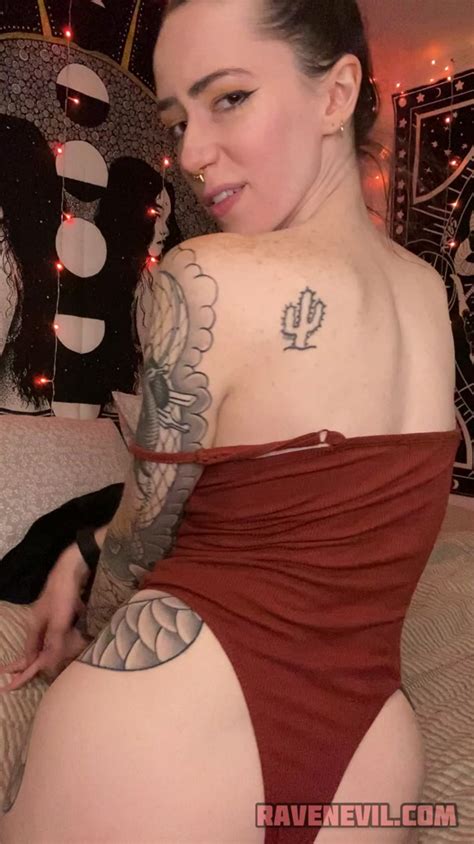 Raven Evil Homewrecker JOI Dildo Suck Porno Videos Hub