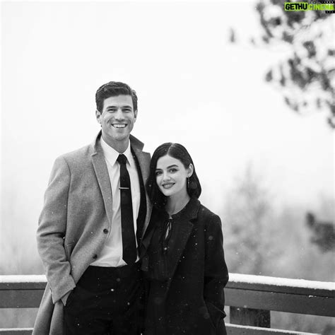 Austin Stowell Wiki Biography Age Gallery Spouse And More