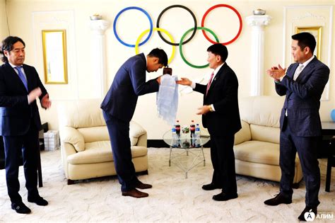 МҮОХ НЫ ЕРӨНХИЙЛӨГЧ Б БАТТҮШИГ ТАМГАА ГАРДАН АВЛАА