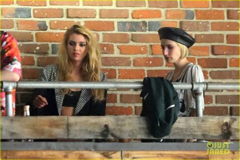 Emma Roberts Hangs Out With Kristen Stewart Stella Maxwell In Hollywood Photo Emma