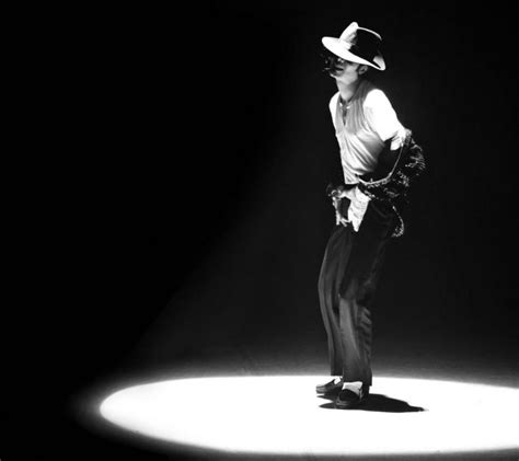 Dark Michael Jackson Dance