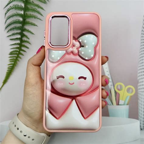 قاب گوشی A23 سامسونگ دور سیلیکونی متال طرح سه بعدی عروسکی کیتی پاپیونی