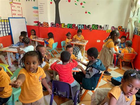 Animated Classrom Mag School