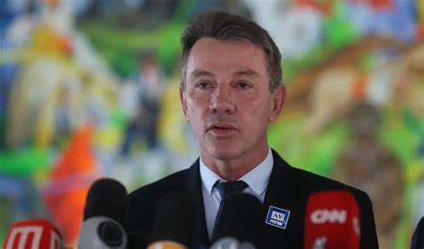 Cármen Lúcia Retira De Pauta Julgamento No Tse Que Pode Cassar