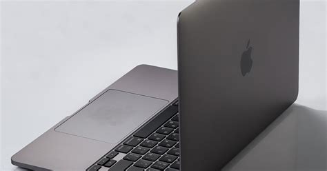 Apple MacBook Pro 13吋 (M2) 評測：搭載最新M2晶片，效能與續航力再升級 | T客邦