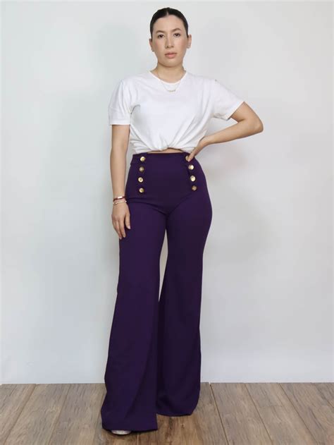 Pantalón Corte Alto Morado Divamd