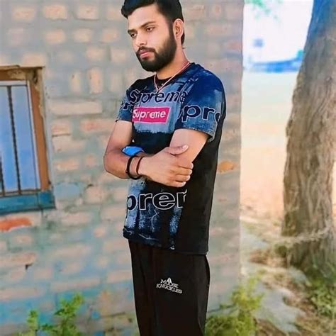 Yaduvanshi Satish (@sboyattank03) • Threads, Say more