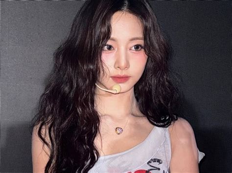 Twice 周子瑜回台灣休假親民穿搭引熱議！網驚：「這件我也有！」 Juksy 街星