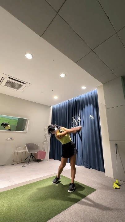 공을 아직도 머리로 보시나요~ 👀 자세한 내용은 인스타 캡션을 읽어주세요 ⭐️ klpga정혜윤프로 klpga 여자