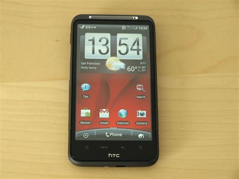 HTC Desire HD gets reviewed, the new Android standard?