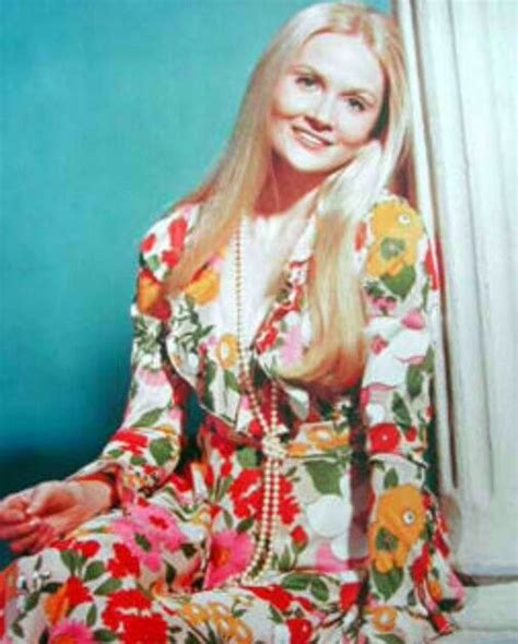 Shadows On The Wall An Online Dark Shadows Fanzine Nancy Barrett