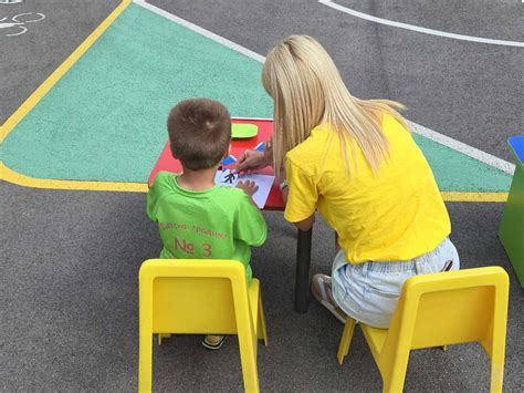 Детска градина Детска градина Пролетен цвят гр Перник